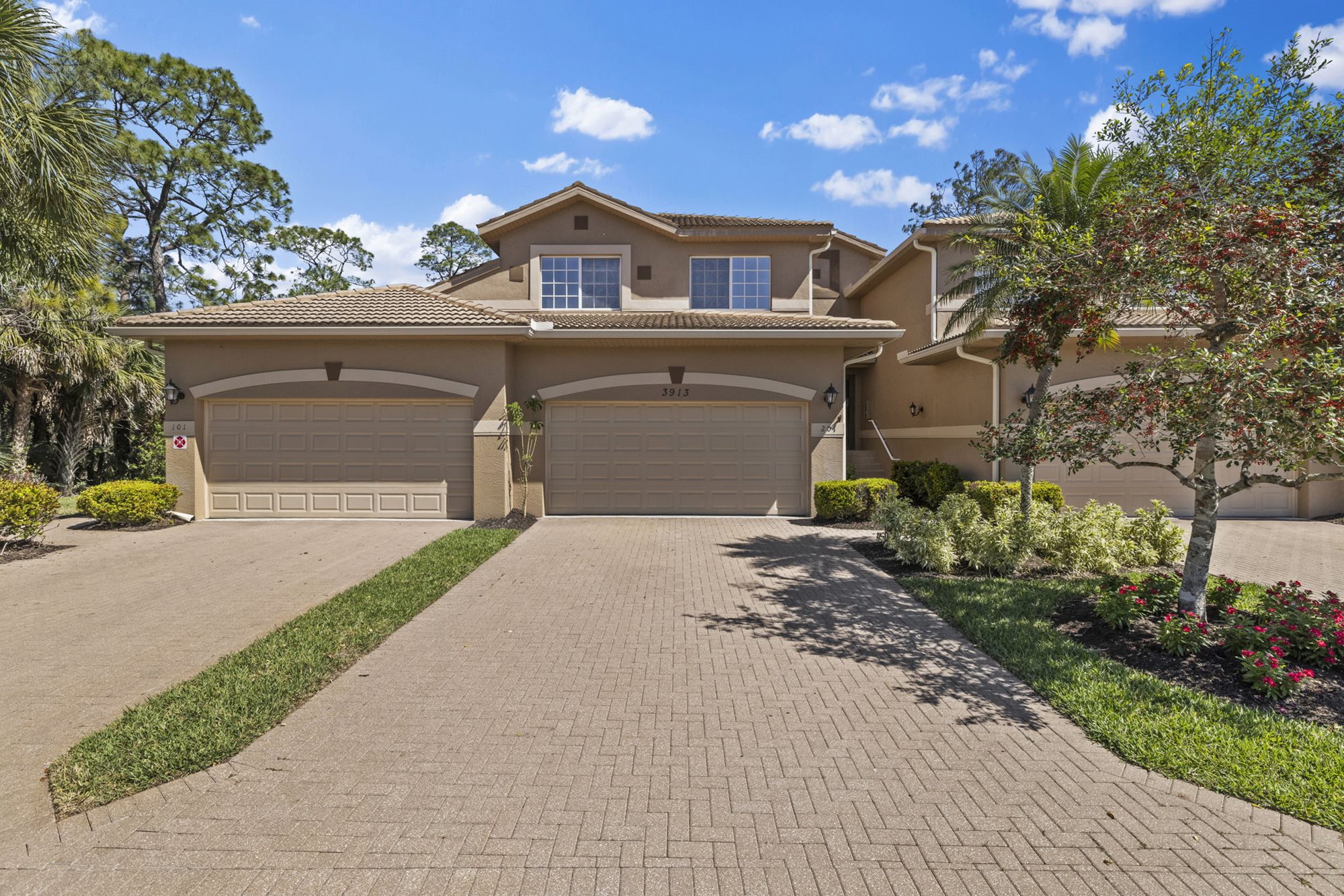 3913 Forest Glen Blvd #201 - Forest Glen Country Club